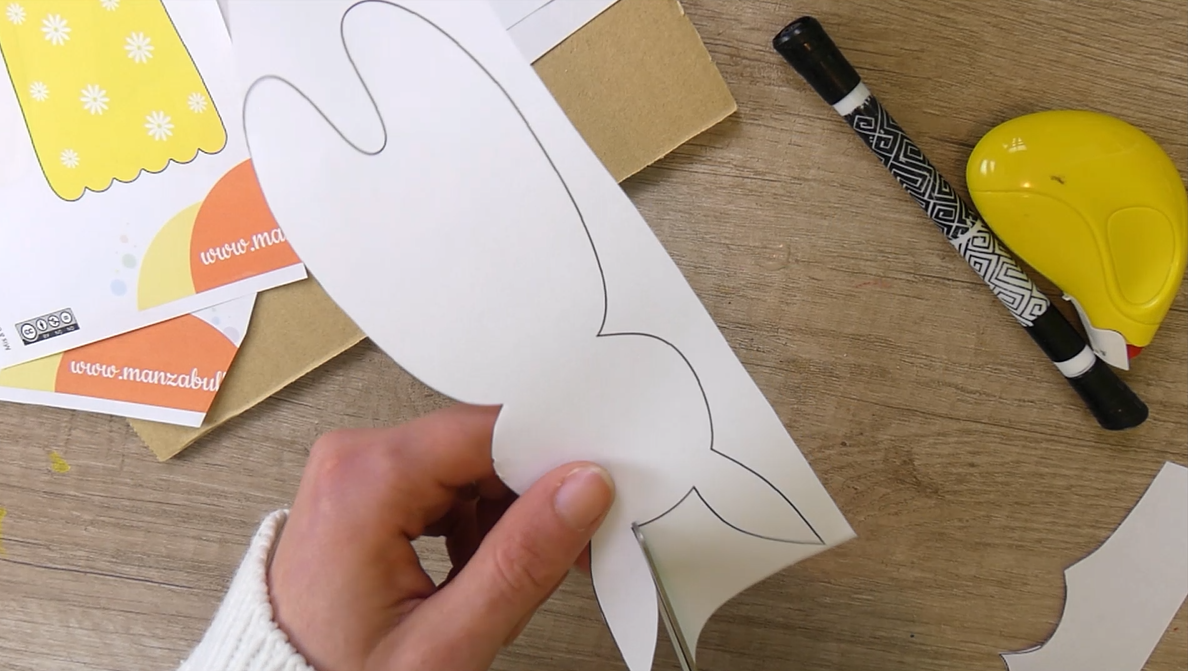 Lapin de Pâques en carton - ManzaBull'